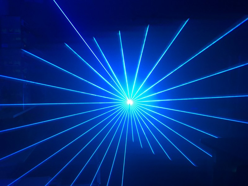 laser (7) - Esil Location